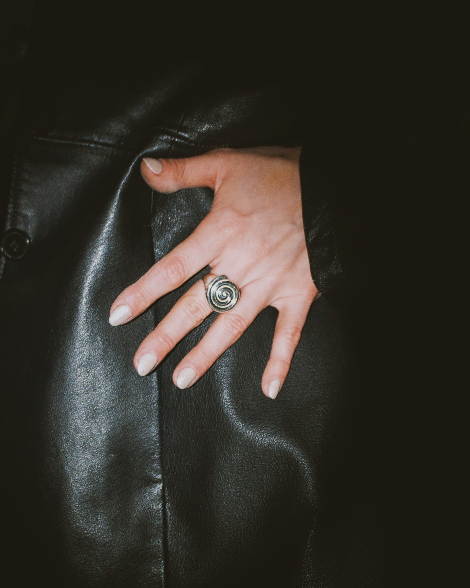 ALL RINGS – Page 2 – apse