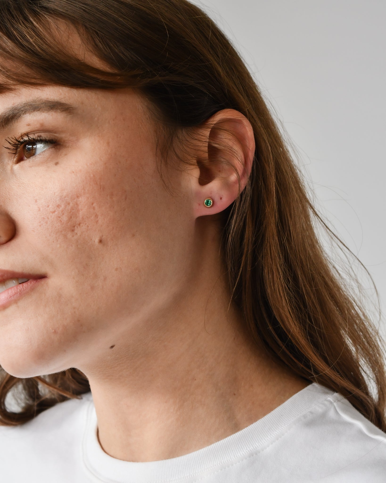 DEW DROP STUDS | EMERALD – apse